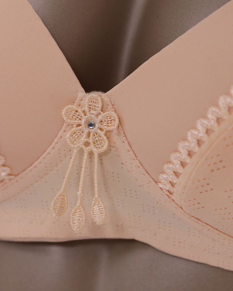 Wireless Dotted T-Shirt Bra - Daraghmeh